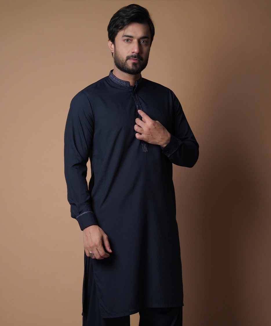 How To Style Formal Shalwar Kameez For Business Events? – The house of ...